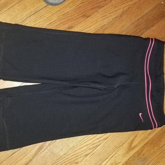 Nike | Pants & Jumpsuits | Nike Capri Yoga Pants | Poshmark